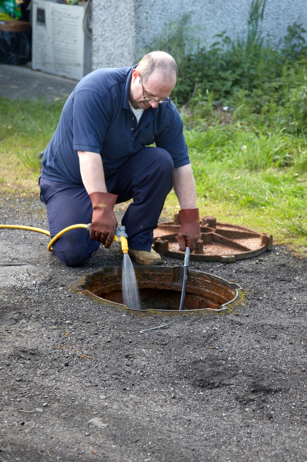 Three Signs Your Pipes Need Hydro-Jetting Services - Premier Plumbing ...